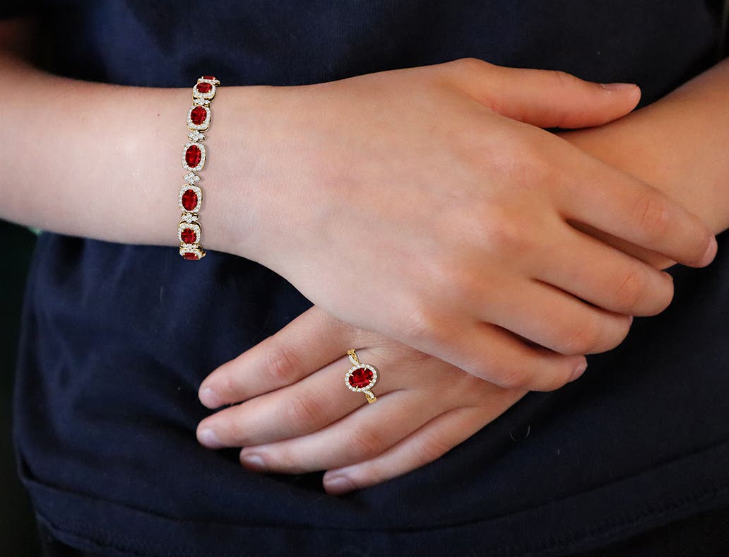 Angara Engagement Rings, Wedding Bands & Fine Gemstone Jewelry